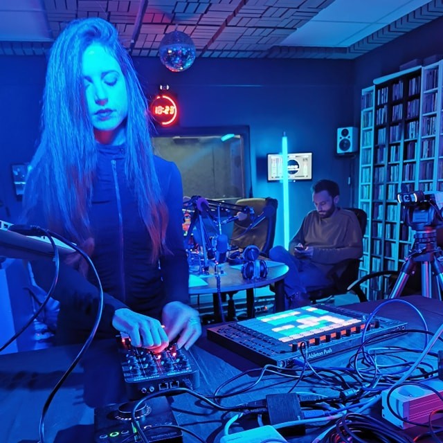 A Symbiosis Live Show : Tilda | Radio Campus Montpellier | Radio Campus ...